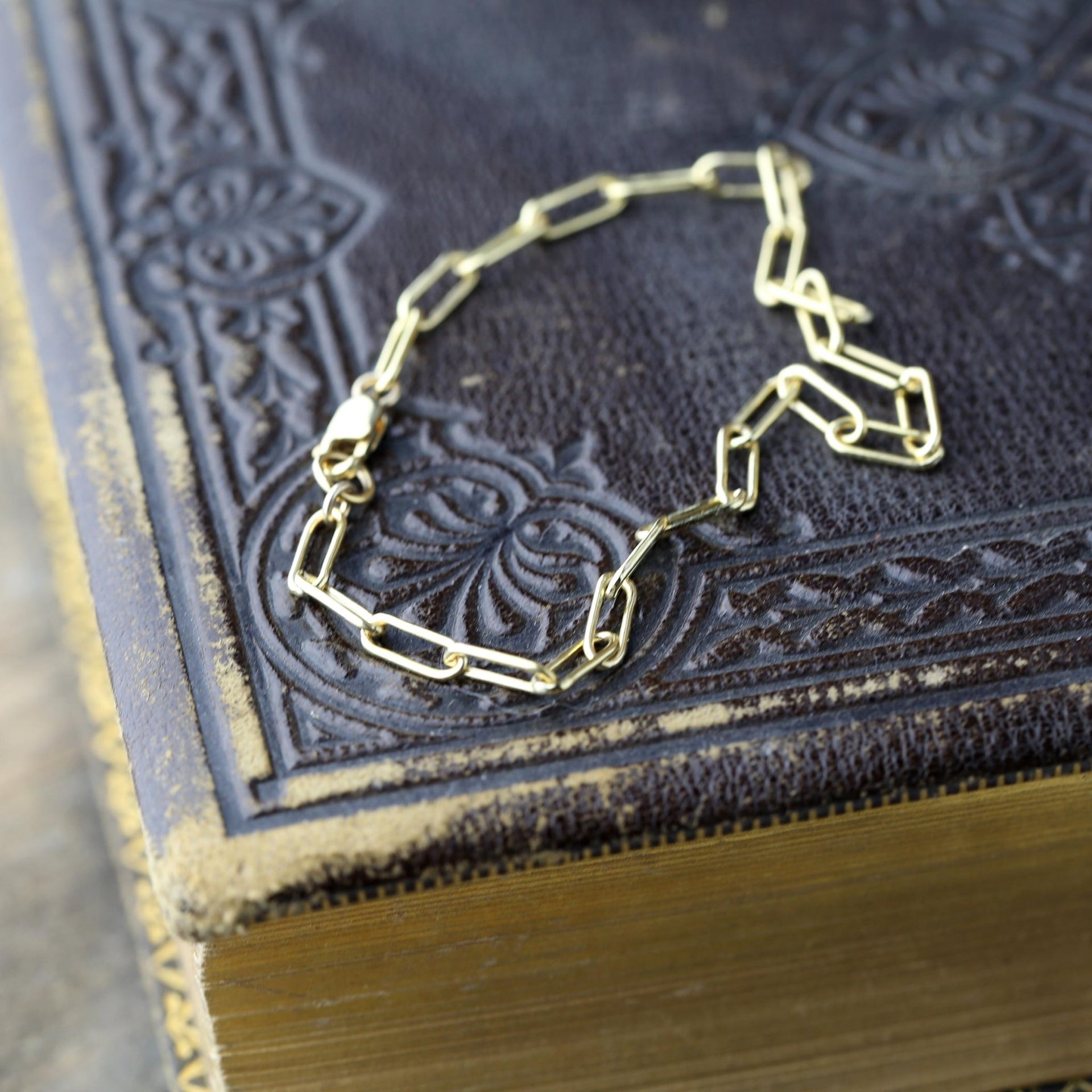 Elegant Elongated Link Chain Bracelet – Burnish